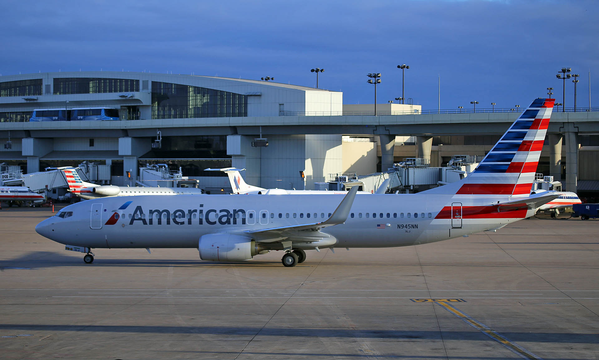 アメリカン航空 American Airlines（AA/AAL） 世界の旅客機図鑑